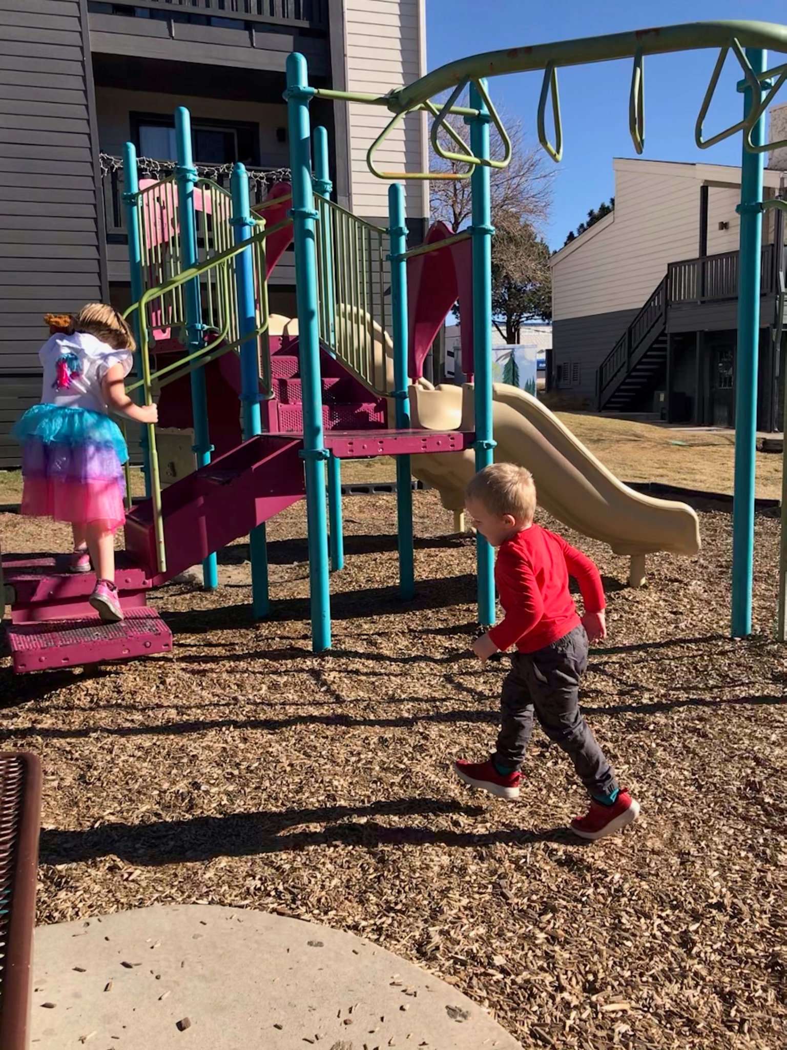Playground Tips for Kids with Autism | Hopebridge Autism Therapy Center