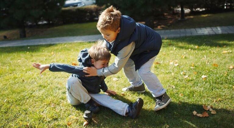 How to Manage Aggressive Behavior in Kids with Autism | Hopebridge ...